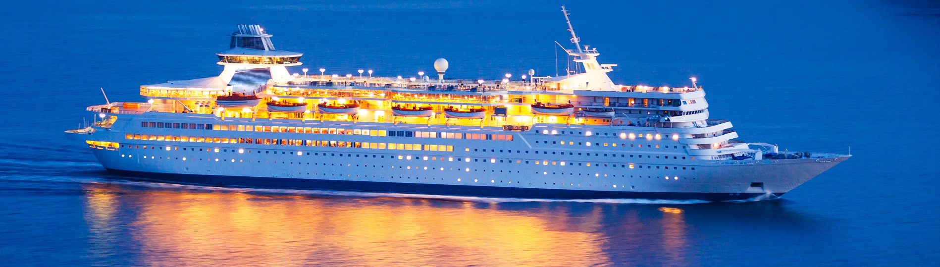 Maritime Courses for Australian marine licences - Phone 07 3390 4443